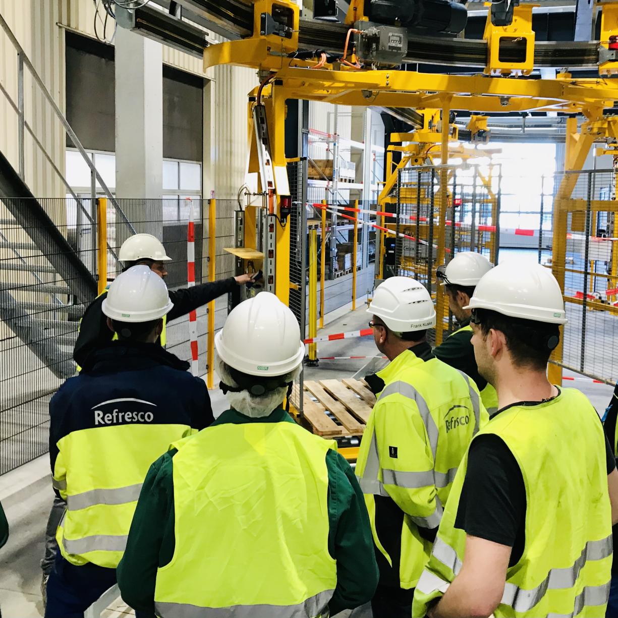 Training für Techniker im neuen Hochregallager | Refresco